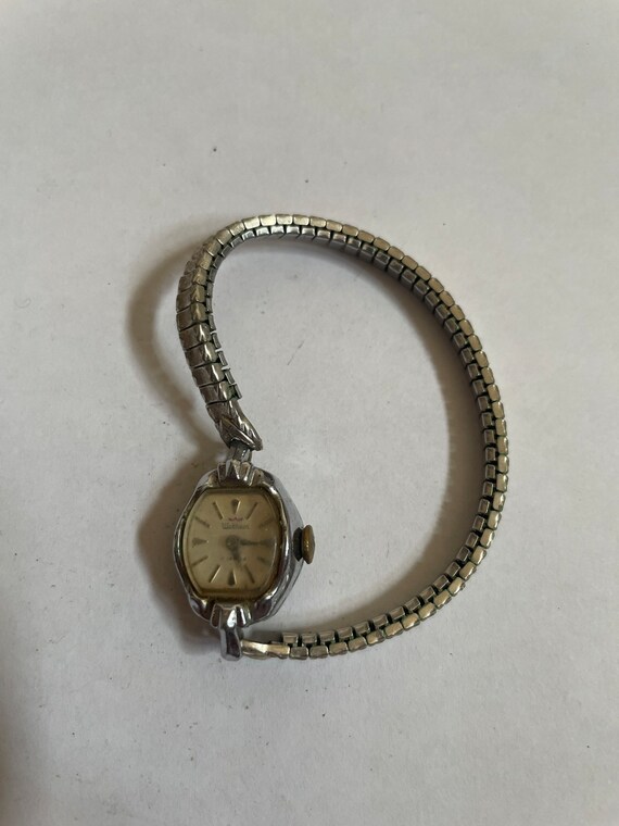 vintage womens waltham 17 - Gem