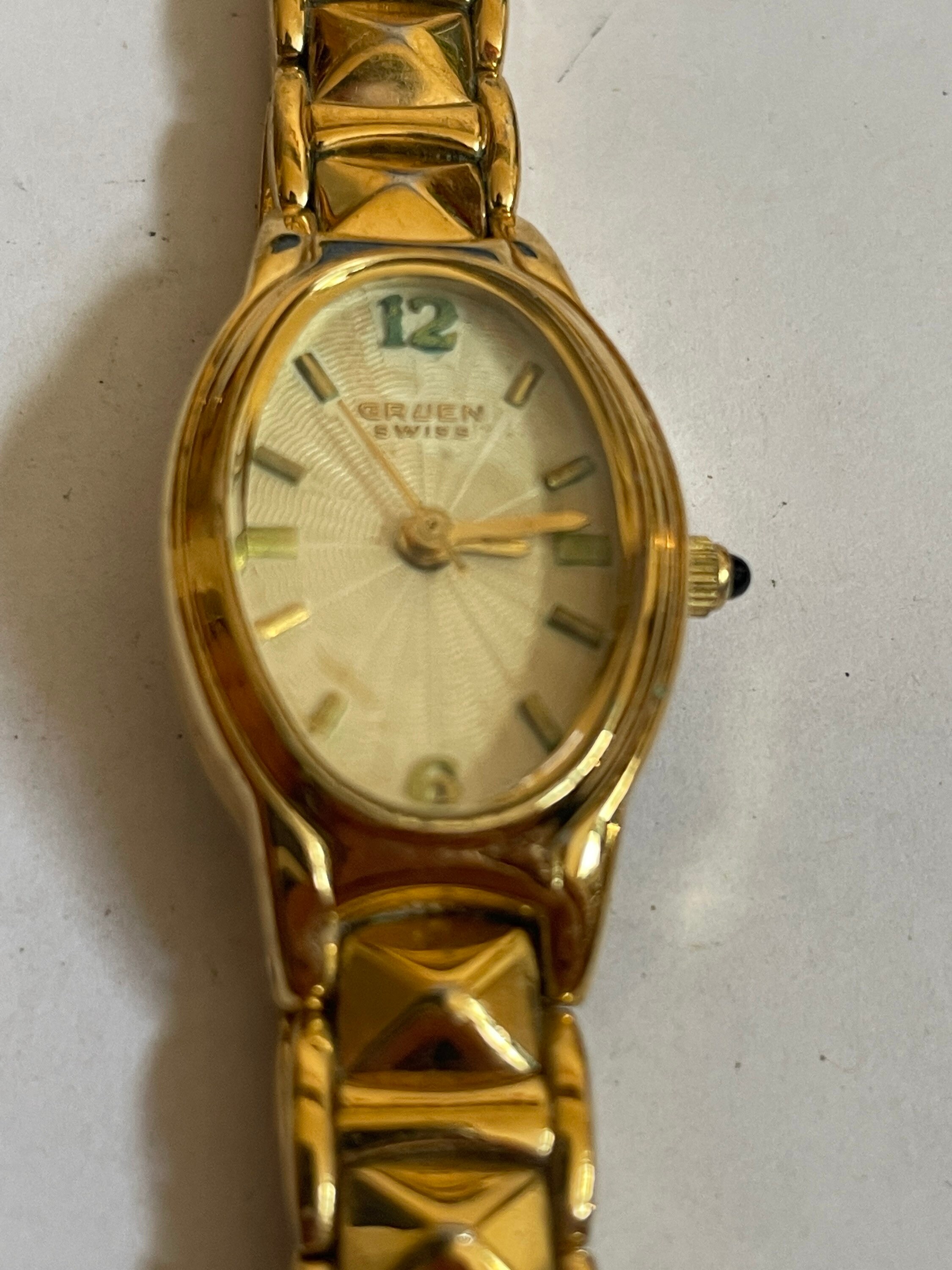 Vintage Quartz Gruen Womens Wristwatch Tropical Patina Needs Servicing ...