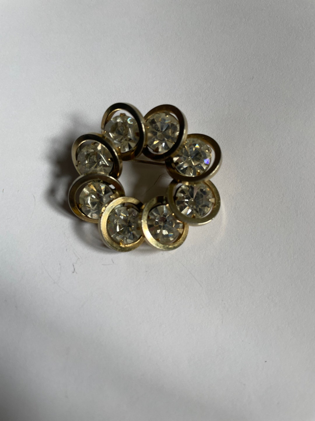 Vintage Diamond Like Circular Brooch Pin. 1.25 Inch Diameter. - Etsy