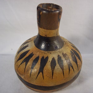 Early Native American Pottery Jar - Etsy