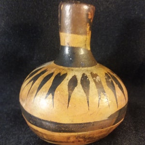 Early Native American Pottery Jar - Etsy