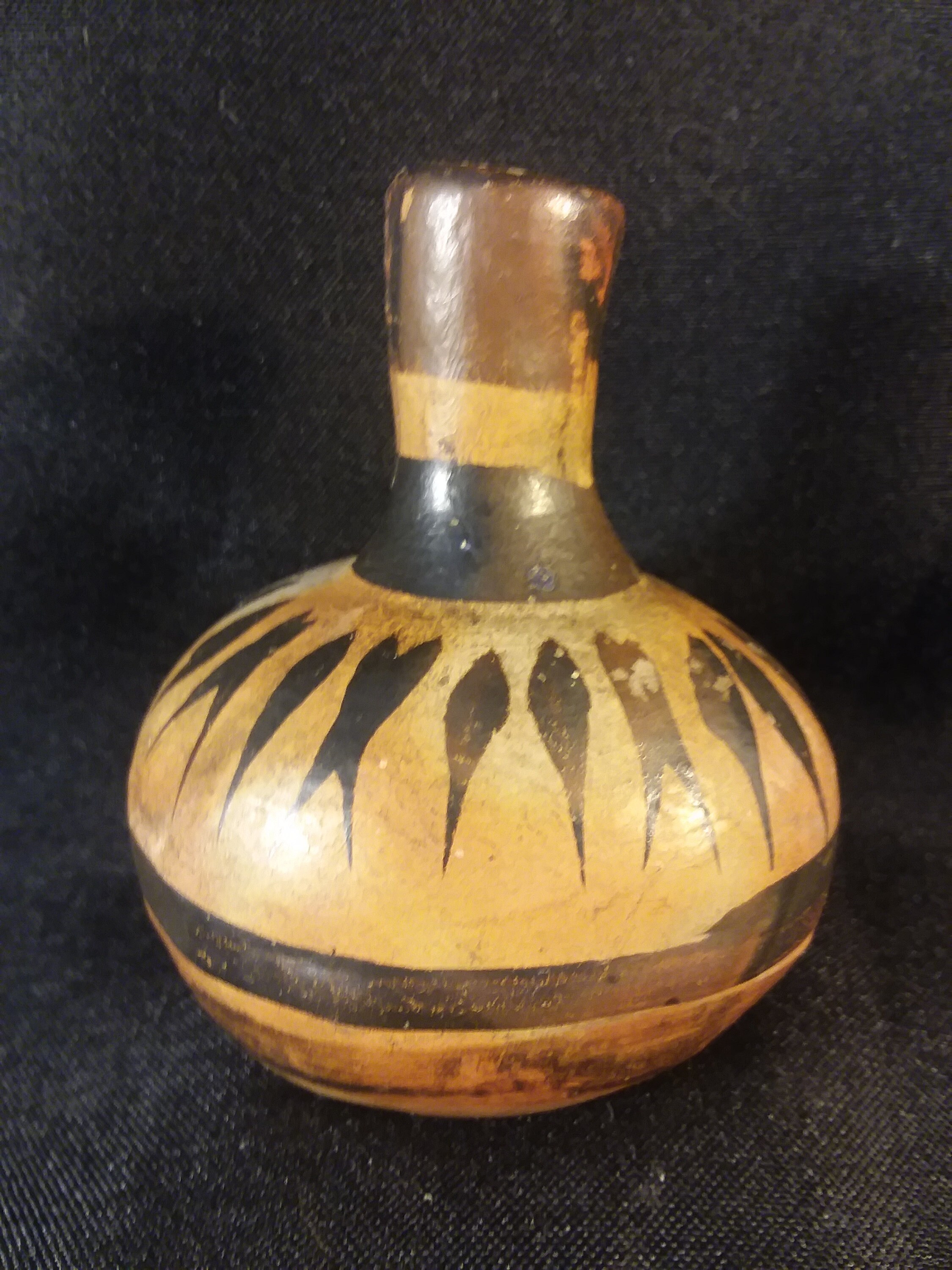 Early Native American Pottery Jar - Etsy
