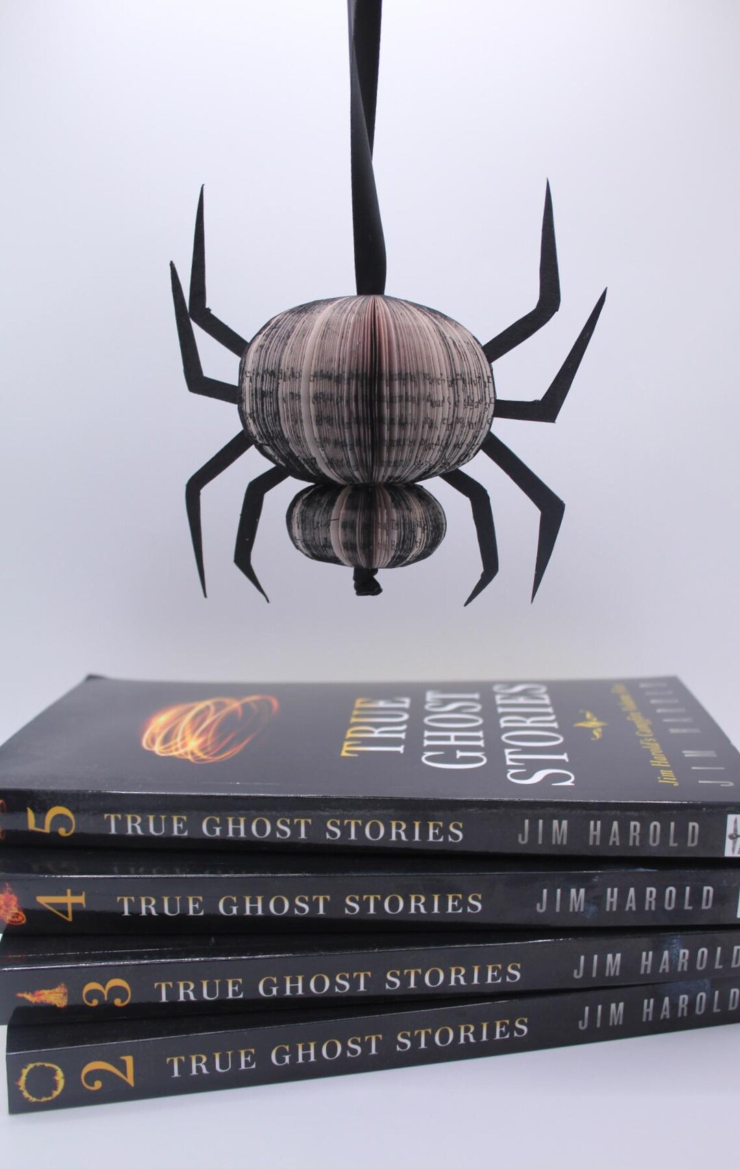 Hanging Spider Book Art - Paper Spiders - Halloween Decor - Etsy