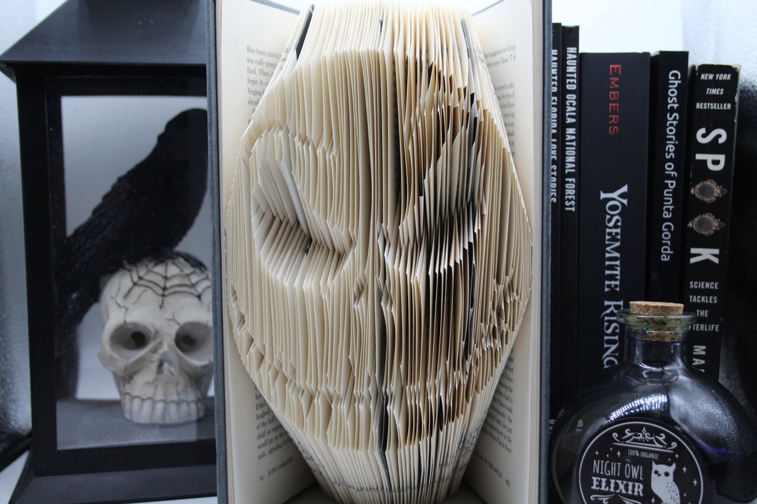 Creepy Skeleton Face Folded Book Art - Christmas Decor - Halloween ...