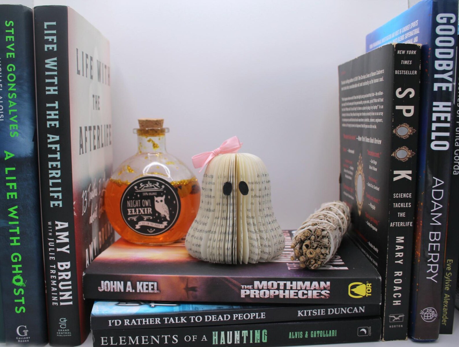 Book Page Ghost With Pink Bow - Halloween Tabletop Decor - Etsy