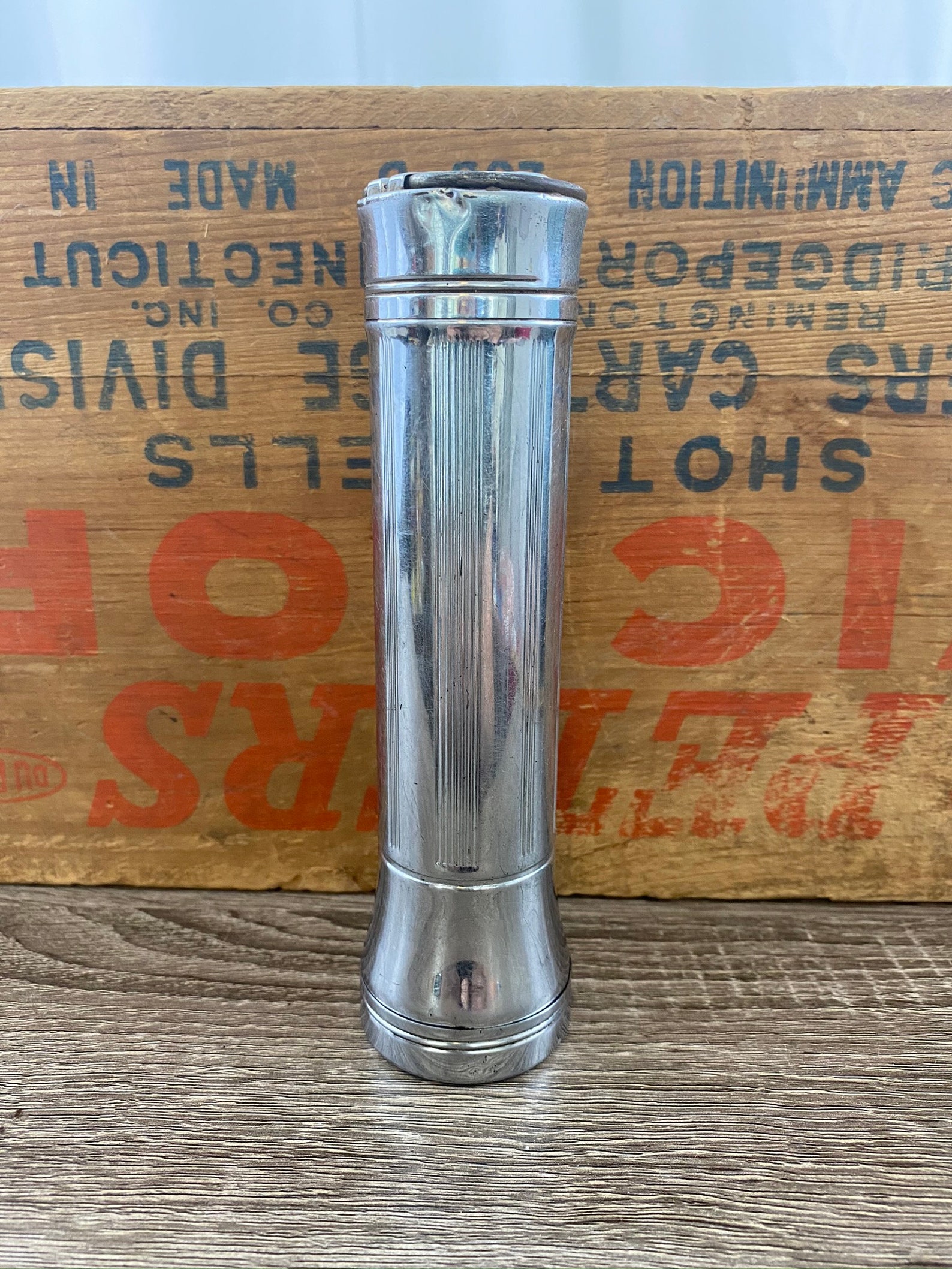 Vintage Eveready Flashlight 1957 Two Cell Ribbed Metal Light With ...