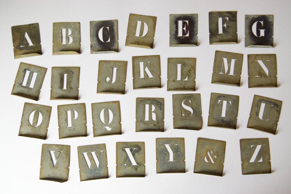 Lettres de l' Alphabet en Zinc Pochoir 1960. - Etsy France