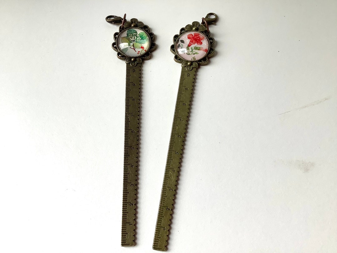 Bronze Chatelaine Ruler: Vintage Style Necklace Tool (10cm) - Etsy