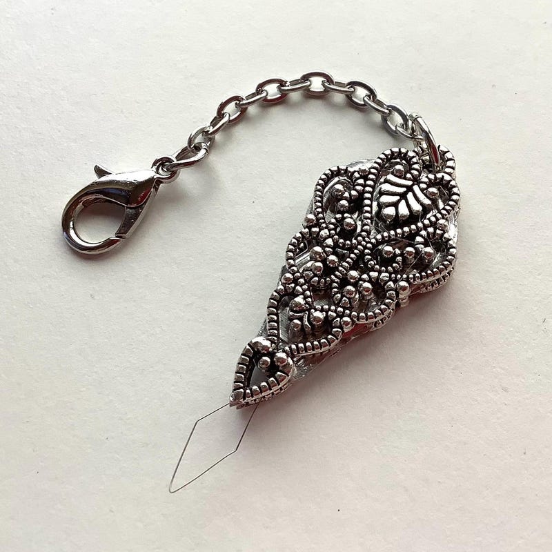 Vintage Needle - Etsy