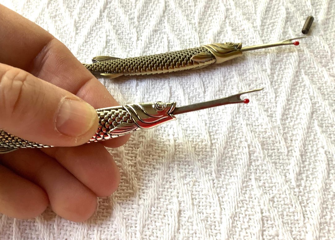 Fish Seam Ripper, Stitch Unpicker, Fish-shaped Chatelaine Tool ...