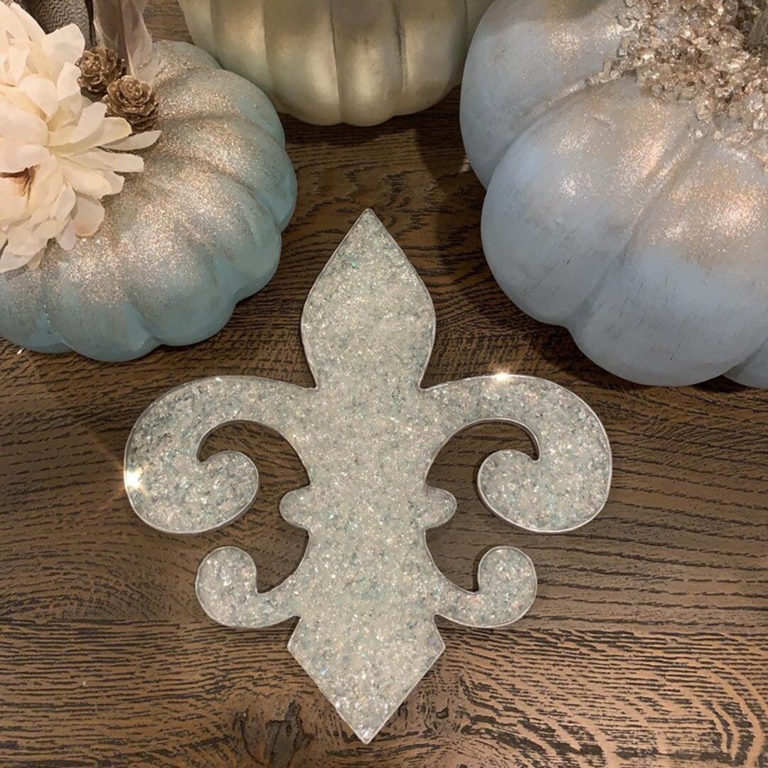 Fleur De Lis Trivet- Resin Trivet - Etsy