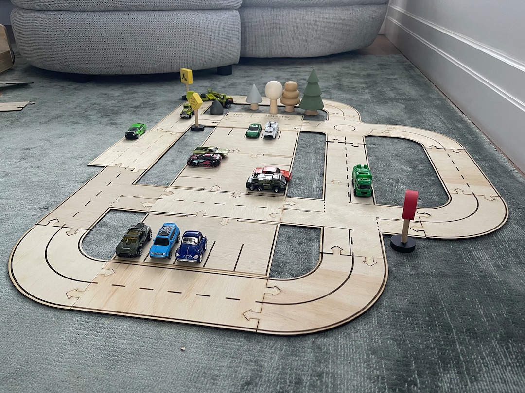 City Livin’ || 18 Piece Wooden Road Track Play Set || Montessori | Car ...