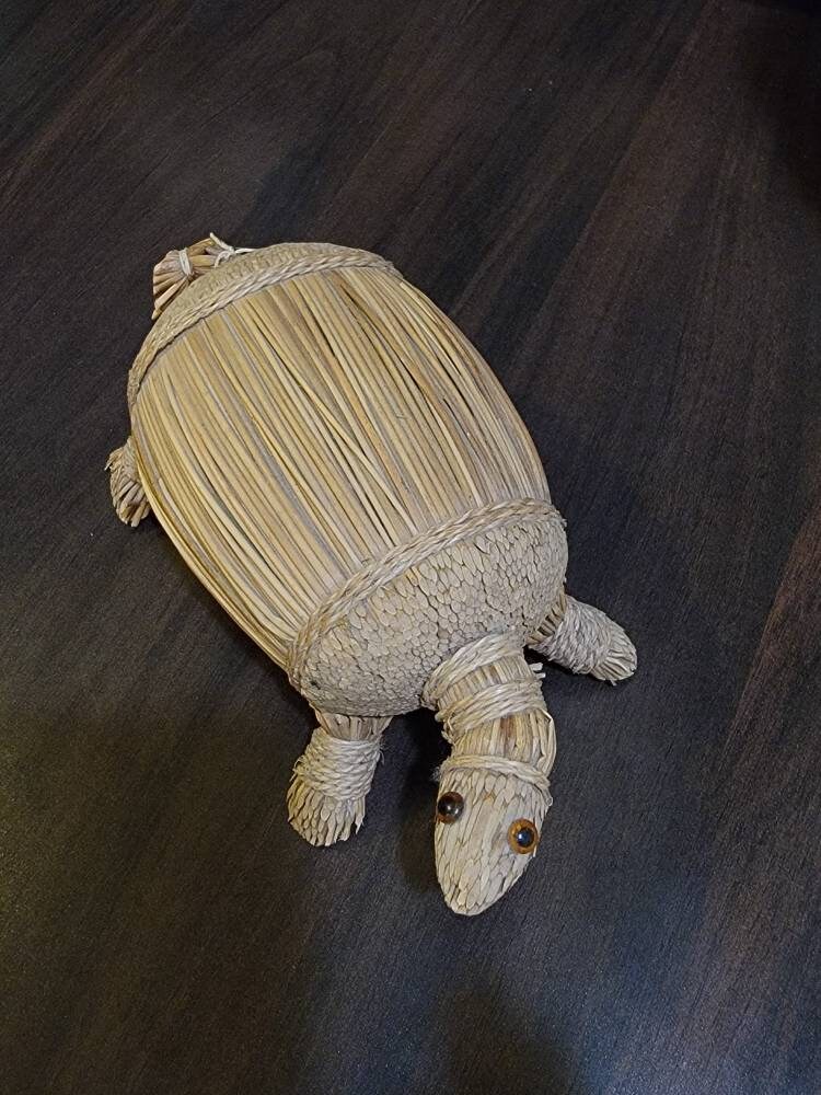 Hand Woven Grass Straw Turtle Figure Sea Turtle - Etsy