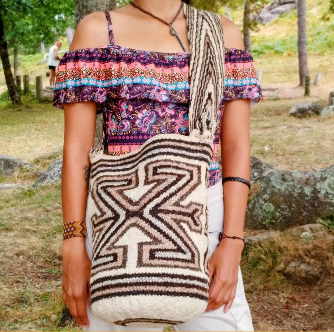 Arhuaca Wool Handbag Woven by Indigenous Women in Colombia - Etsy