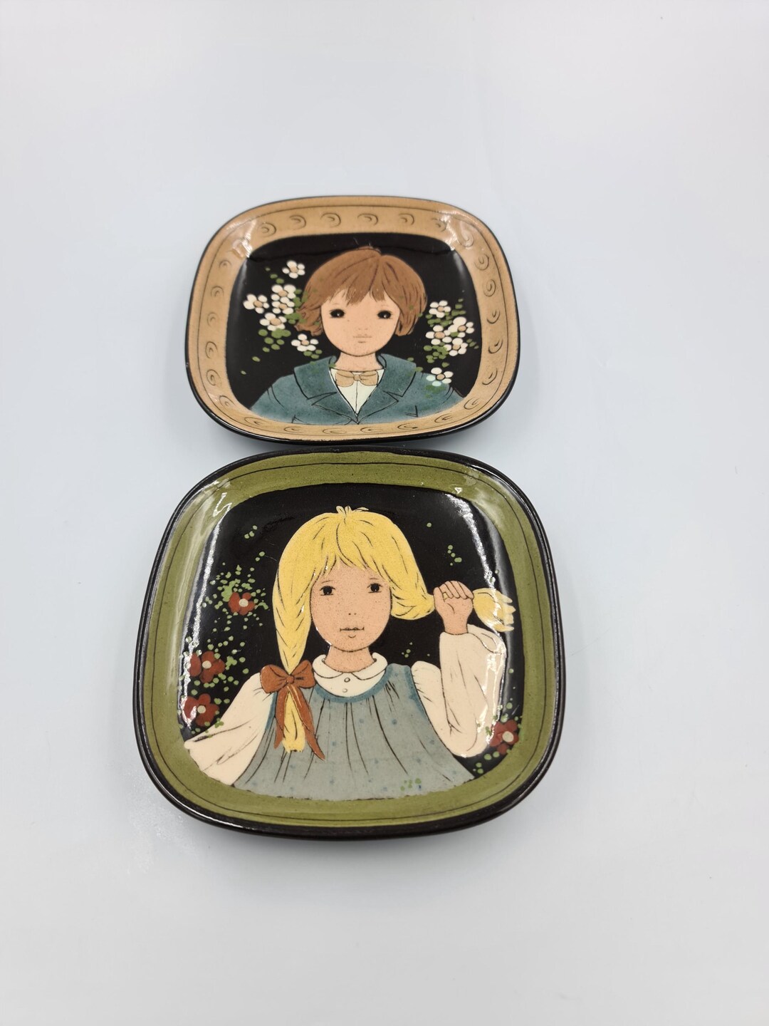 Swiss Pair of Rheinfelden Hand Painted Pottery Wall Plates C.1970s - Etsy