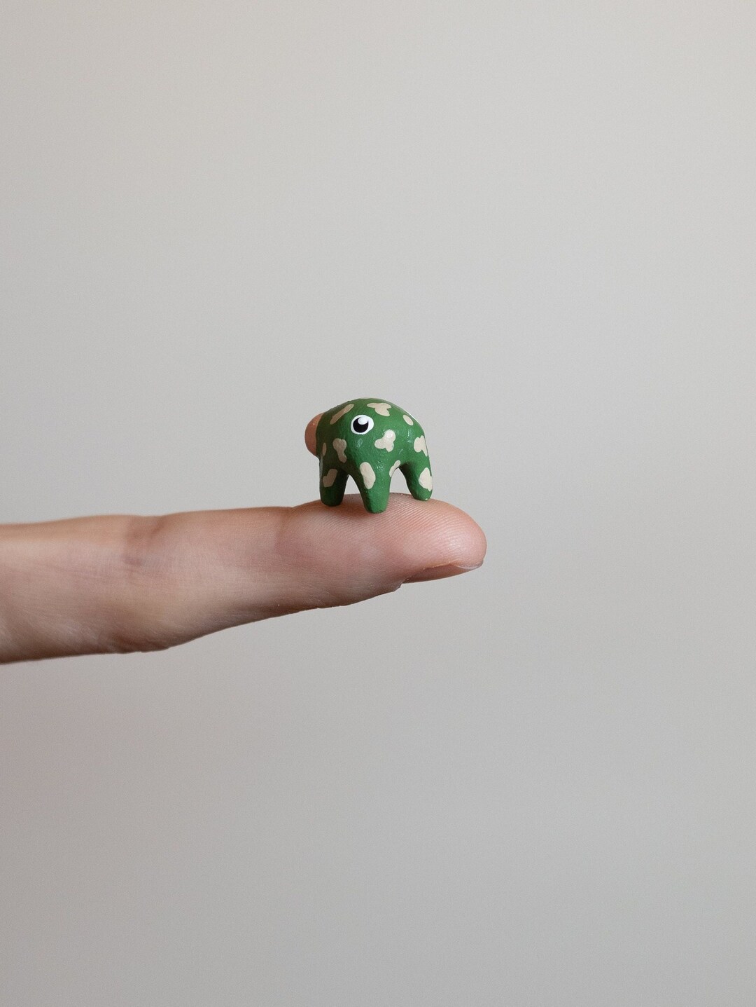 Small Clay Figurine, Cheeky Donk, Small Desk Buddy - Green and Tan ...