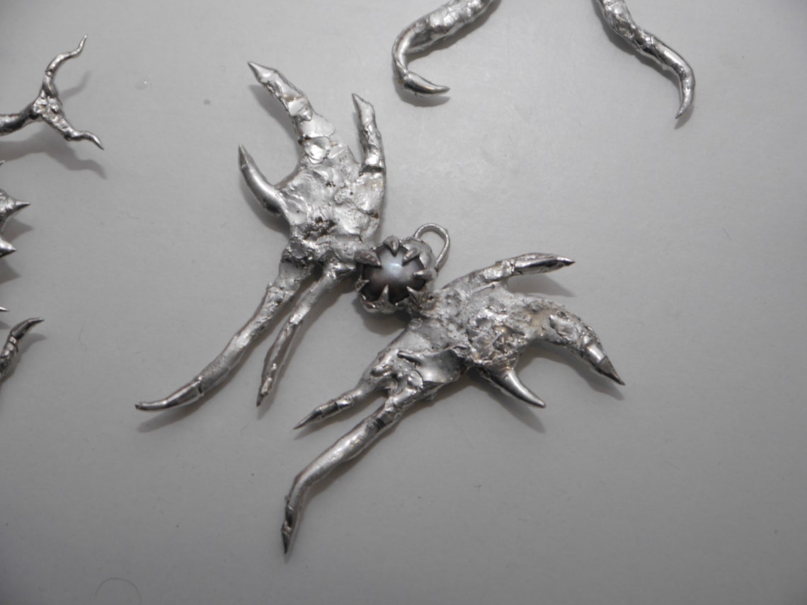 Handmade Metal Spiky Pearl Necklace Thorn Vintage Swarovski - Etsy