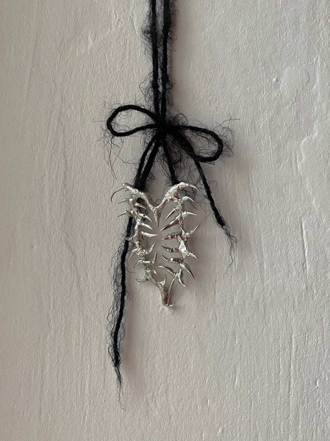 Coquette Ugly Bow Tie Chocker With Metal Spiky Heart Pendant Alt ...