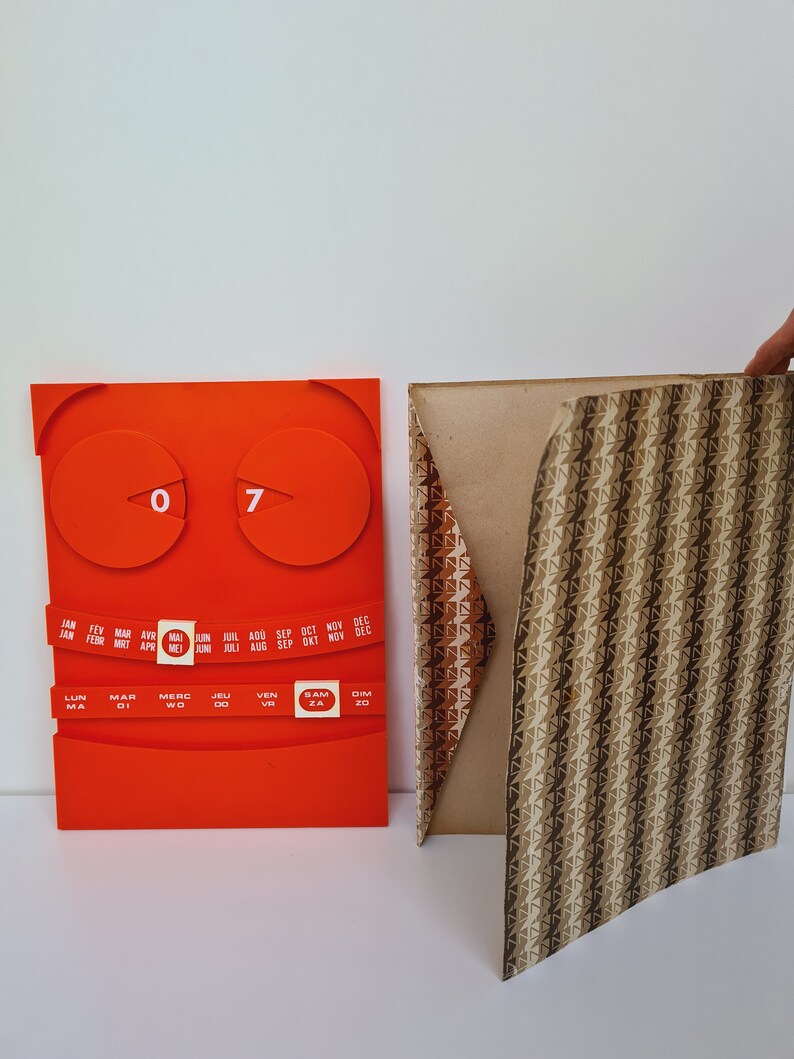 Beautiful Vintage Design Wall Perpetual Calendar - Etsy