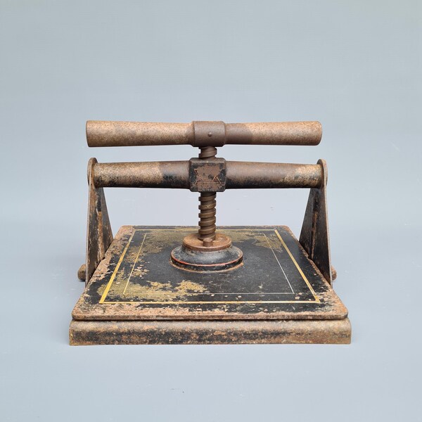 Book Press - Etsy