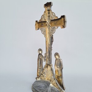 Standing Antique Religious Jesus Christ Cross Altar / Table Altar ...