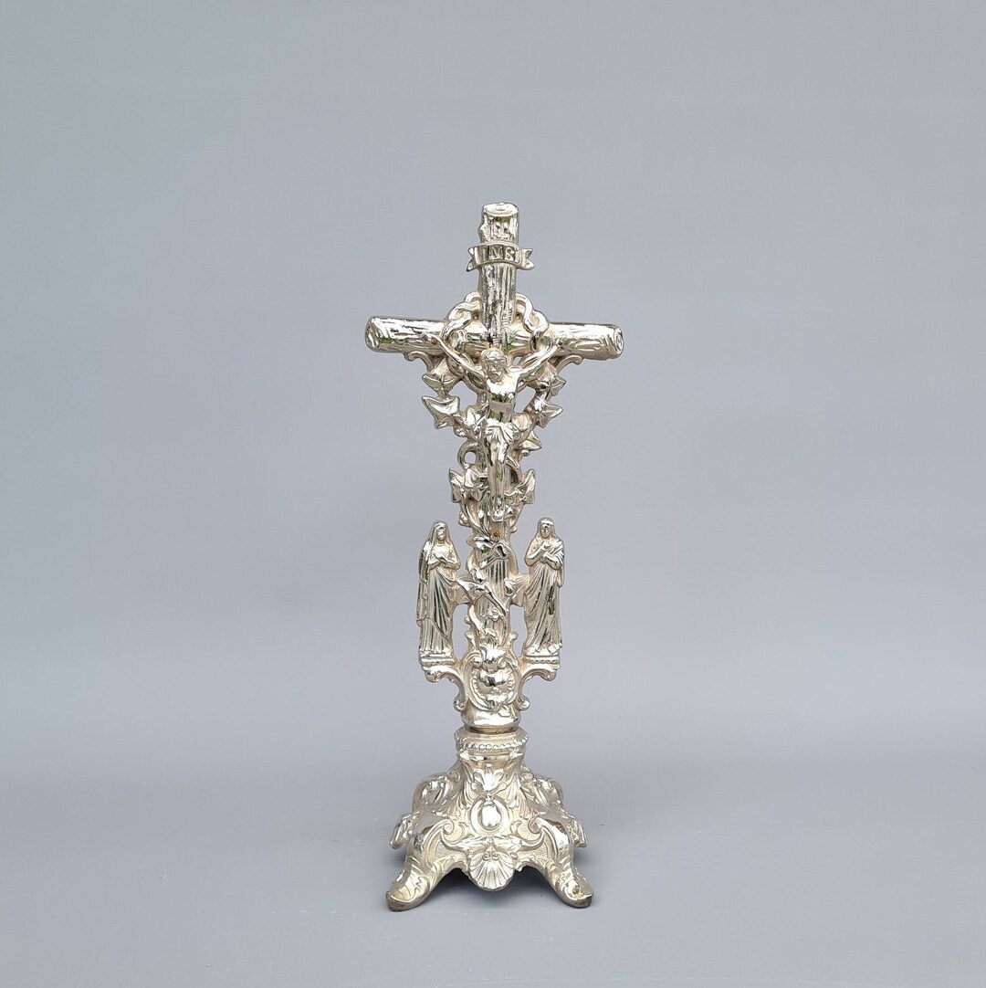 Standing Antique Religious Jesus Christ Cross Altar / Table Altar ...