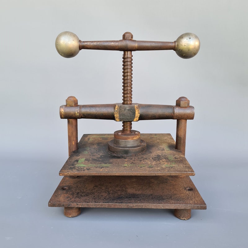 Book Press - Etsy