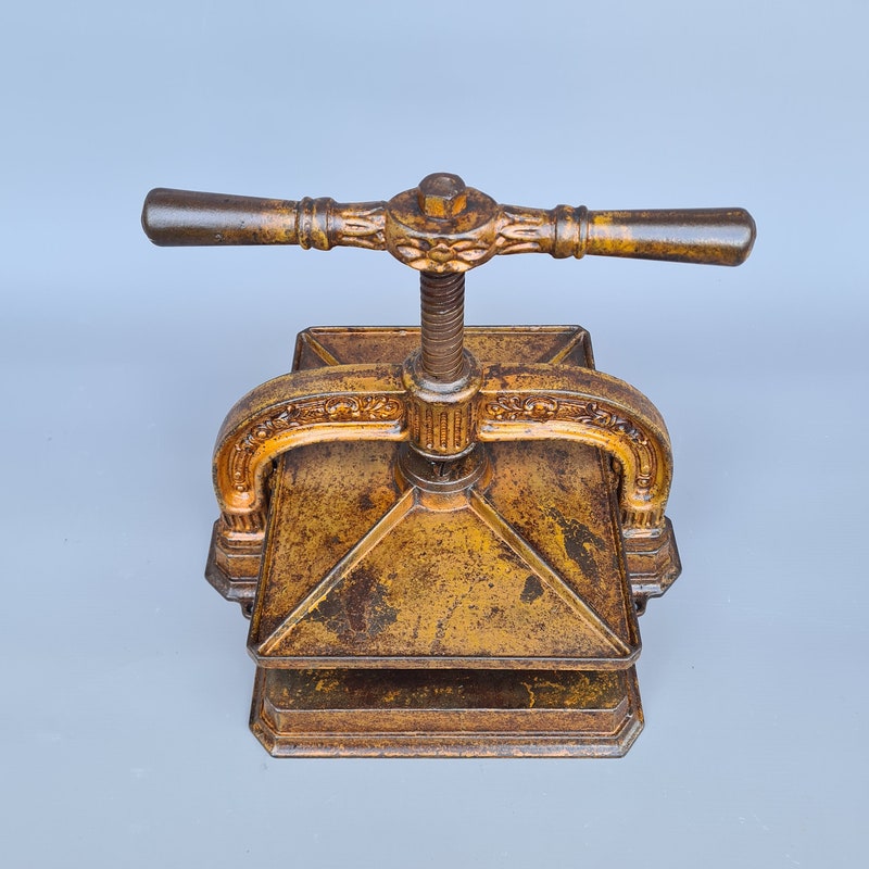 Book Press - Etsy