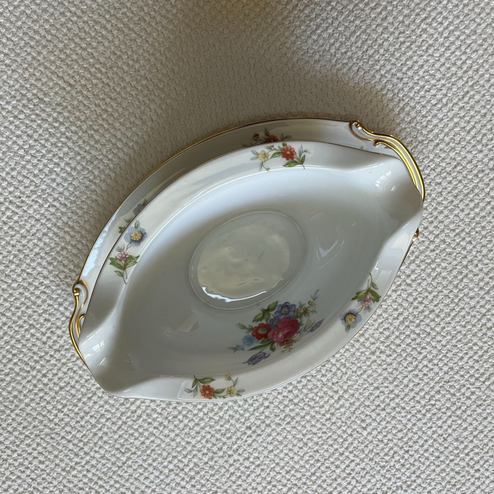 Aladdin Fine China Dresdenia Floral Gravy Boat With Attached Under ...