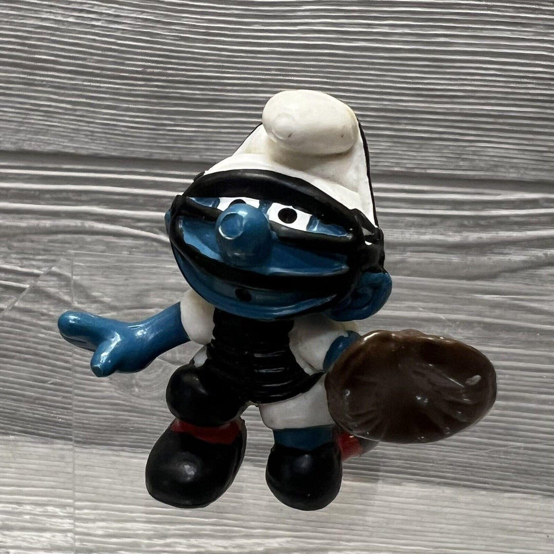 Baseball Catcher Smurf Figure 1981 Vintage Schleich Peyo 2” Made in ...
