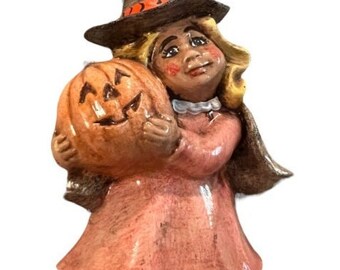 Small Witch Figurine - Etsy