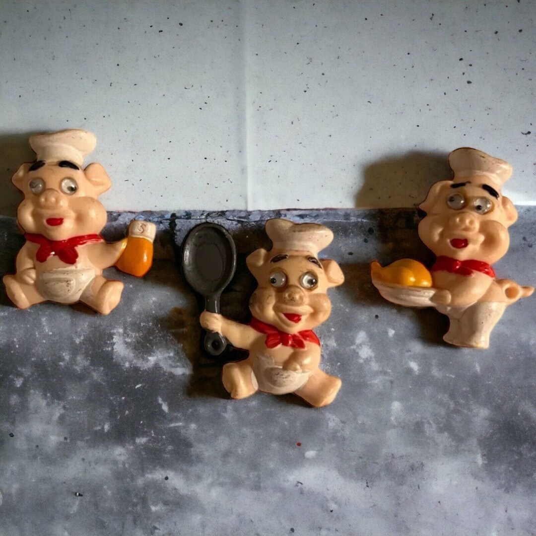Vintage Googly Eye Pig Chef Refrigerator Magnets Fun Kitschy Retro Lot ...