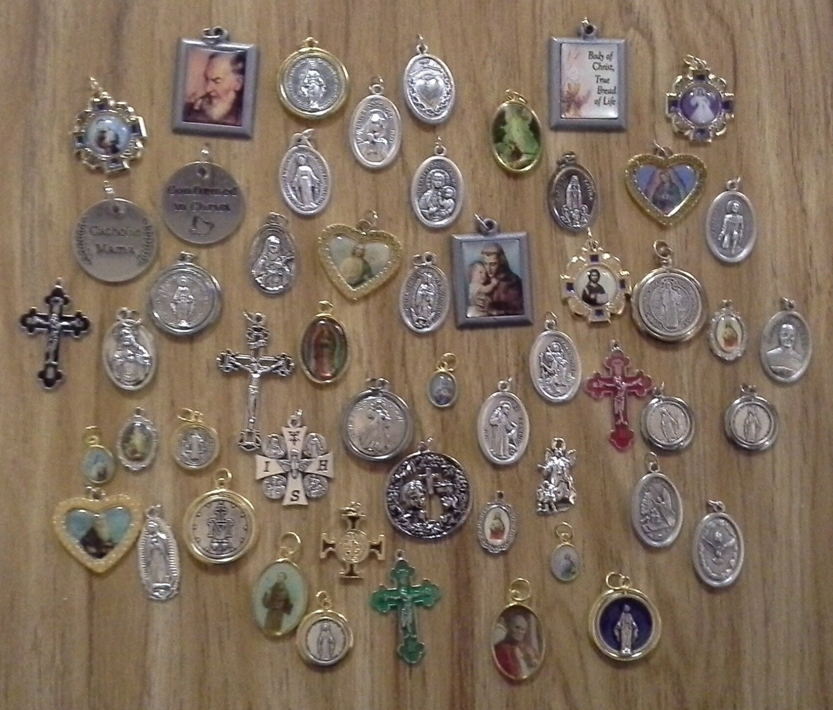 Assorted Catholic Religious Medals /charms Miraculous Medal St ...