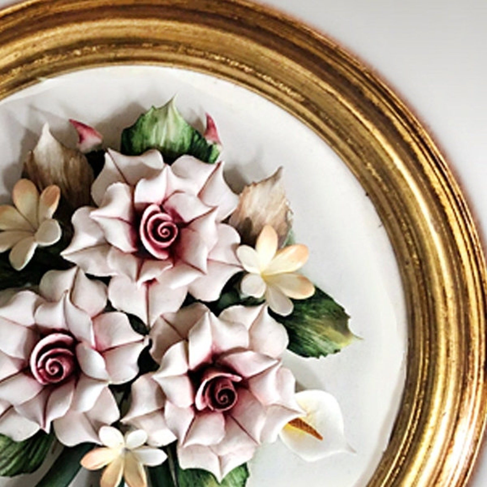 Handmade Capodimonte Style Porcelain Flower Bouquet in Round - Etsy