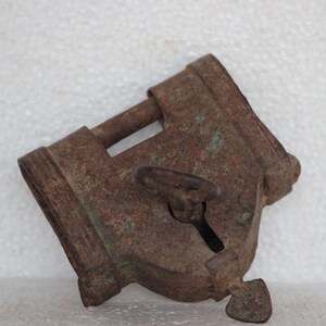 RARE OLD VINTAGE Rustic Iron Lock-key Antique Design Home Decor ...