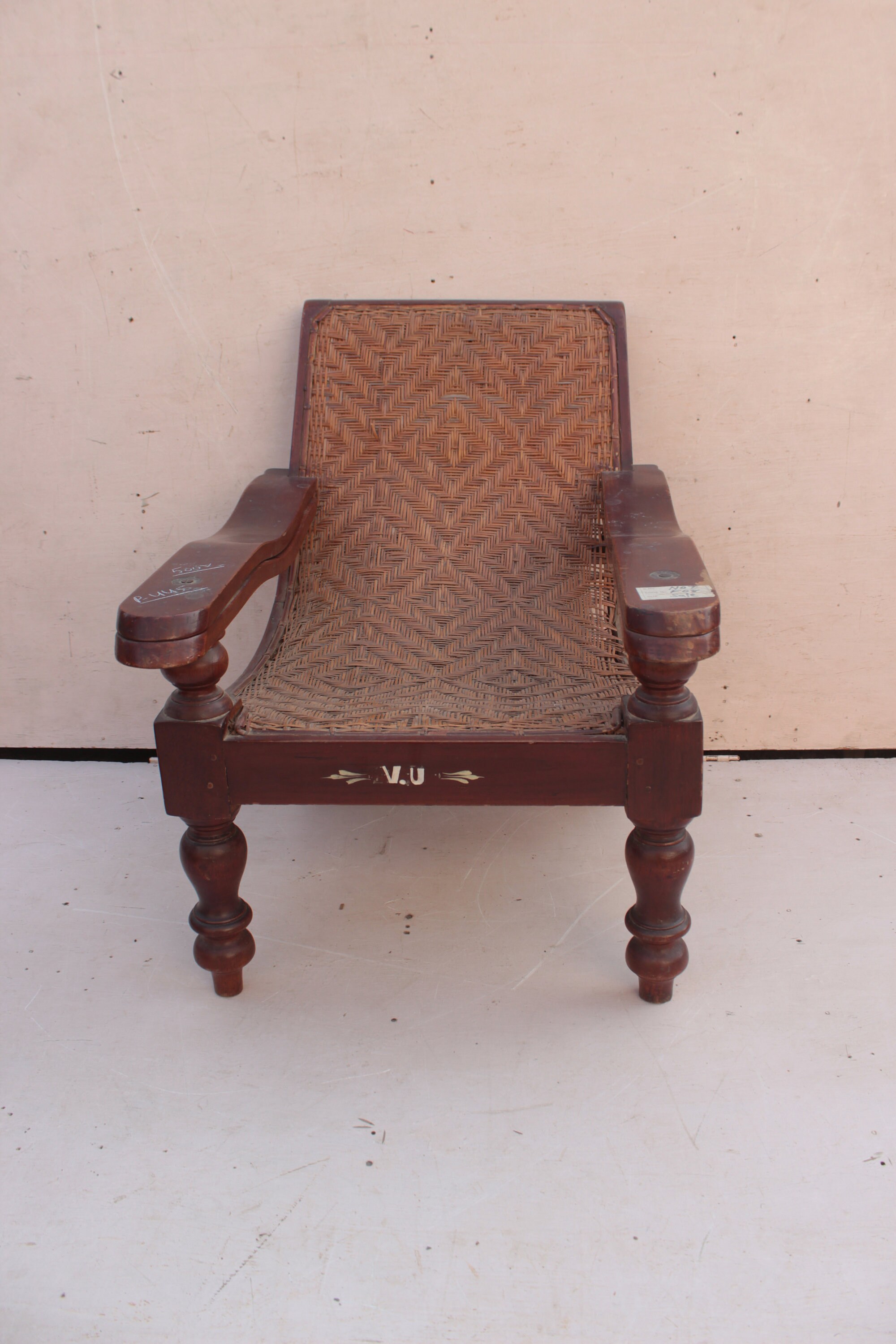 Gorgeous Antique Plantation or Planters Chair With Extending Legs ...