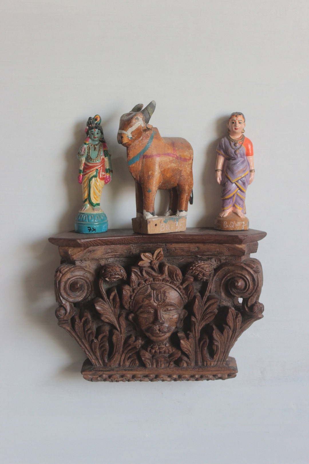 Vintage Wooden Carved Face Shelf Shelves/ Antique Wall Hanging Ledge ...