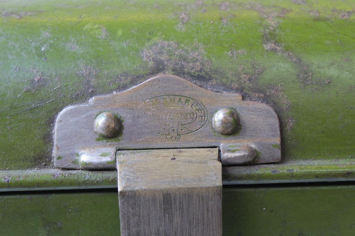 Old Vintage Iron Trunk With Brass Lock / Old Storage Iron Box / Unique ...