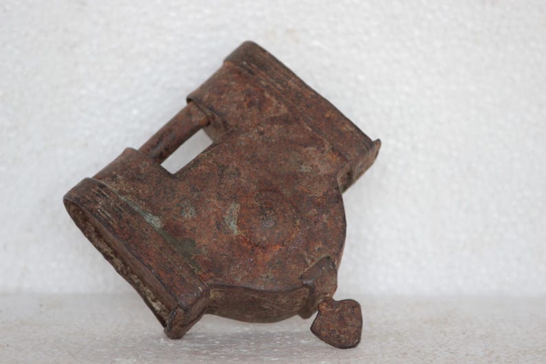 RARE OLD VINTAGE Rustic Iron Lock-key Antique Design Home Decor ...