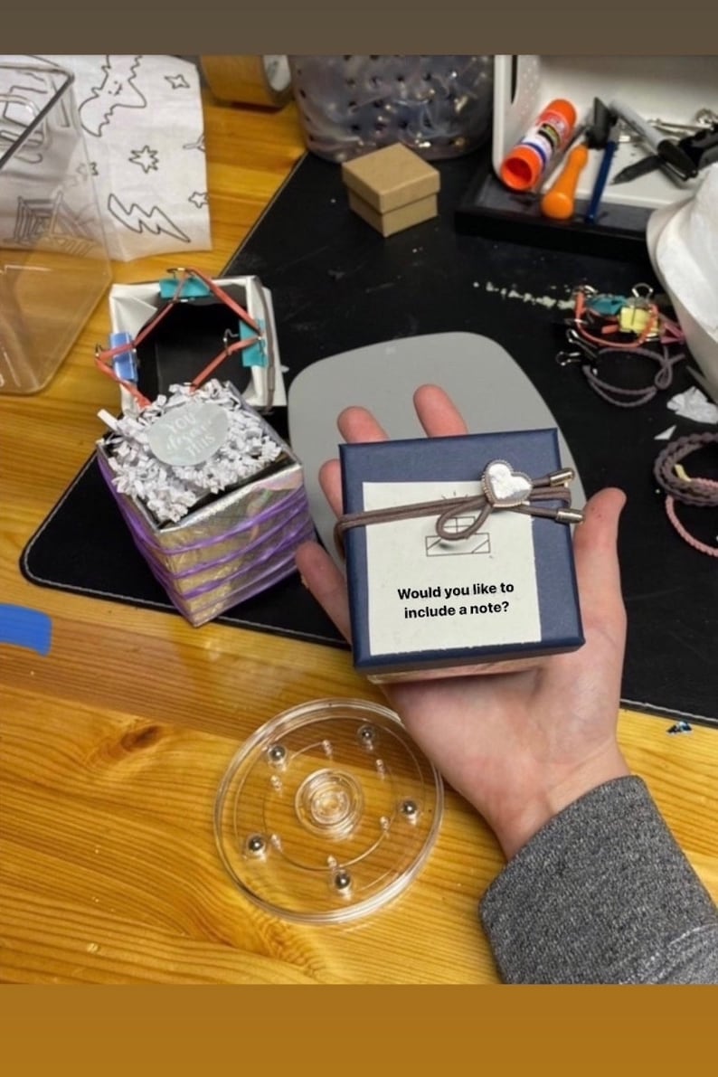 Medium Surprise Box Glitter Bomb Anonamous Prank Package - Etsy