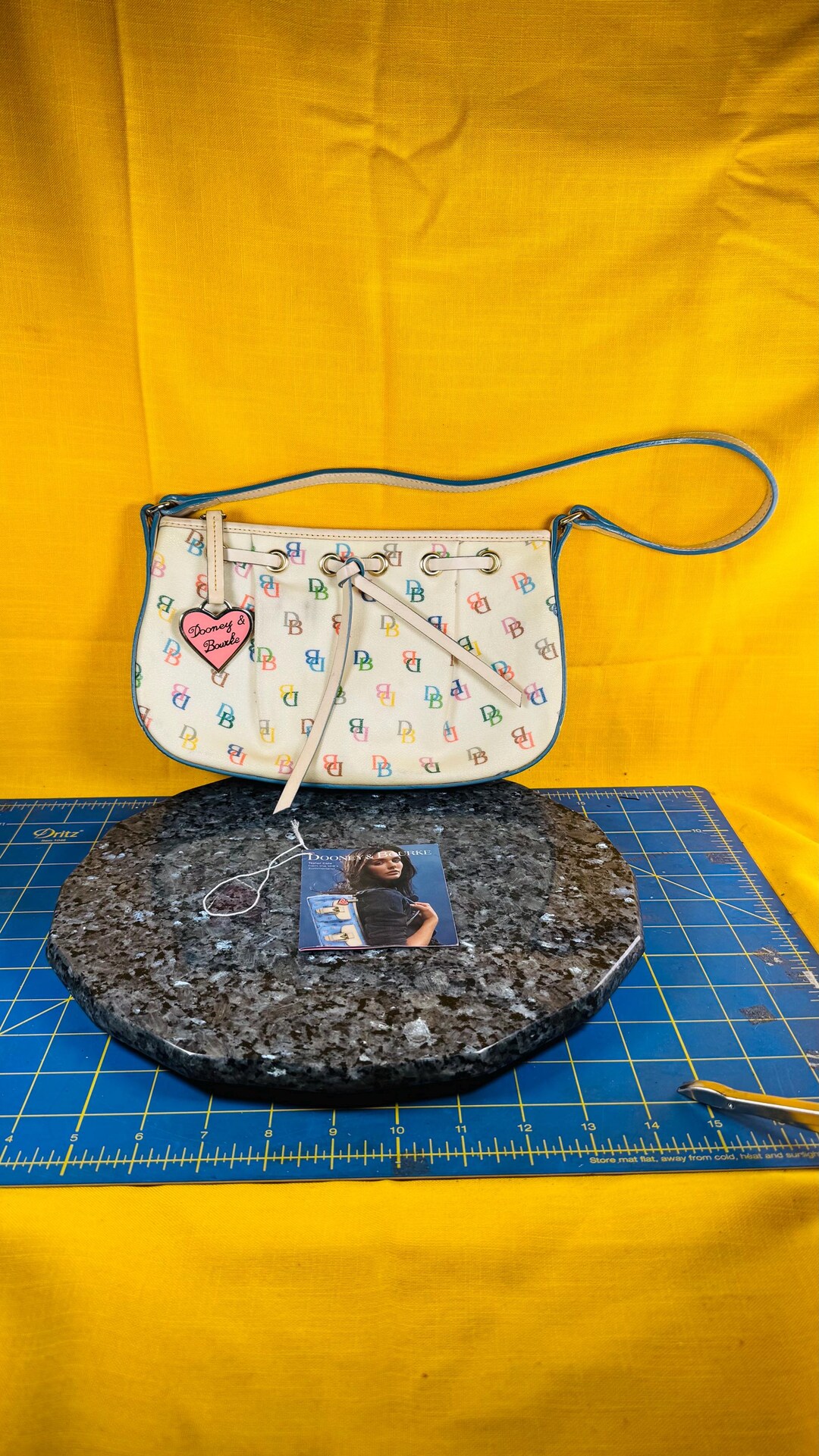 Vintage Early 2000’s Colorful Logo White Leather Blue Inside USED ...