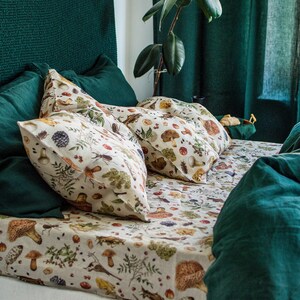 MUSHROOM LINEN FITTED Sheet. Linen Fitted Sheet in Vintage Mushrooms ...