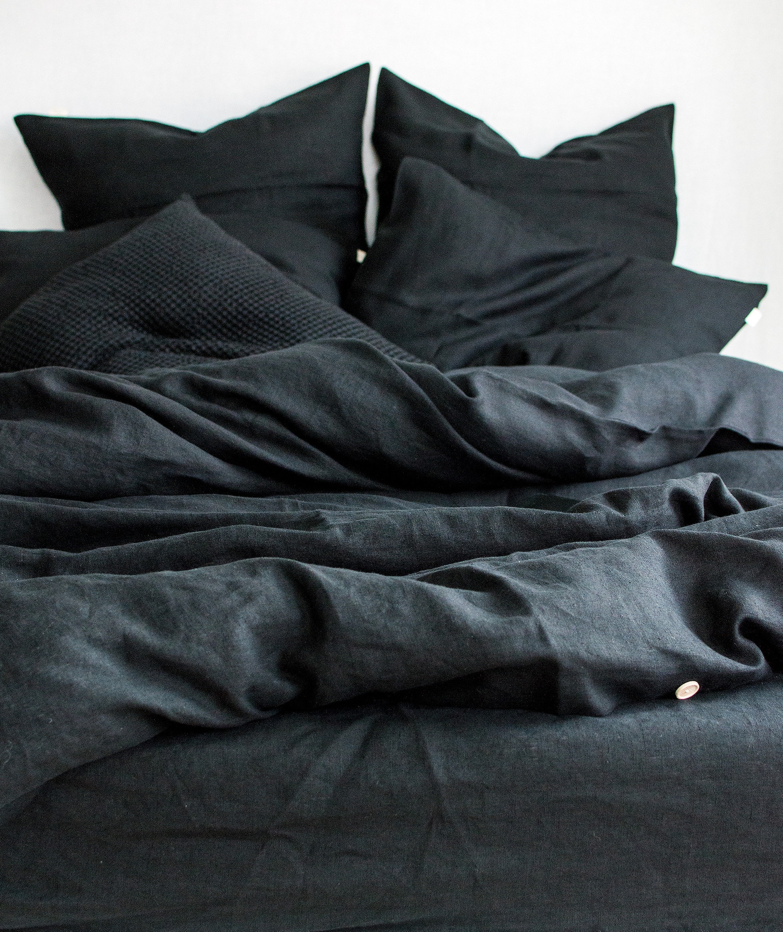 Linen Bedding Set in Space Black. 3 Piece Set in King, Queen, Twin ...