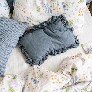 Ruffled Linen Sham With Envelope Closure, Washed Frilled Linen Pillow ...