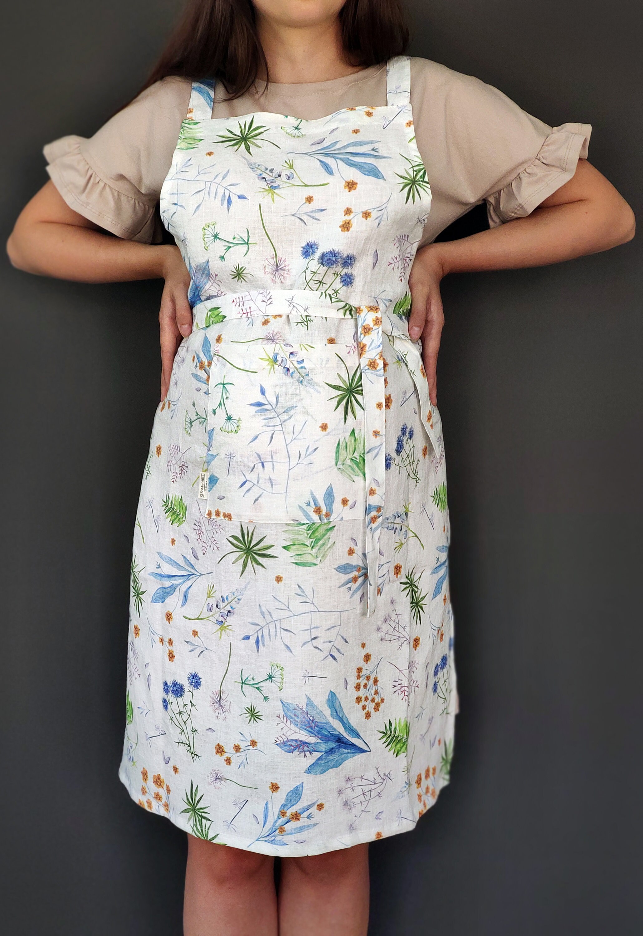 BOTANIC LINEN APRON. Unique Botanic Print Linen Apron for - Etsy