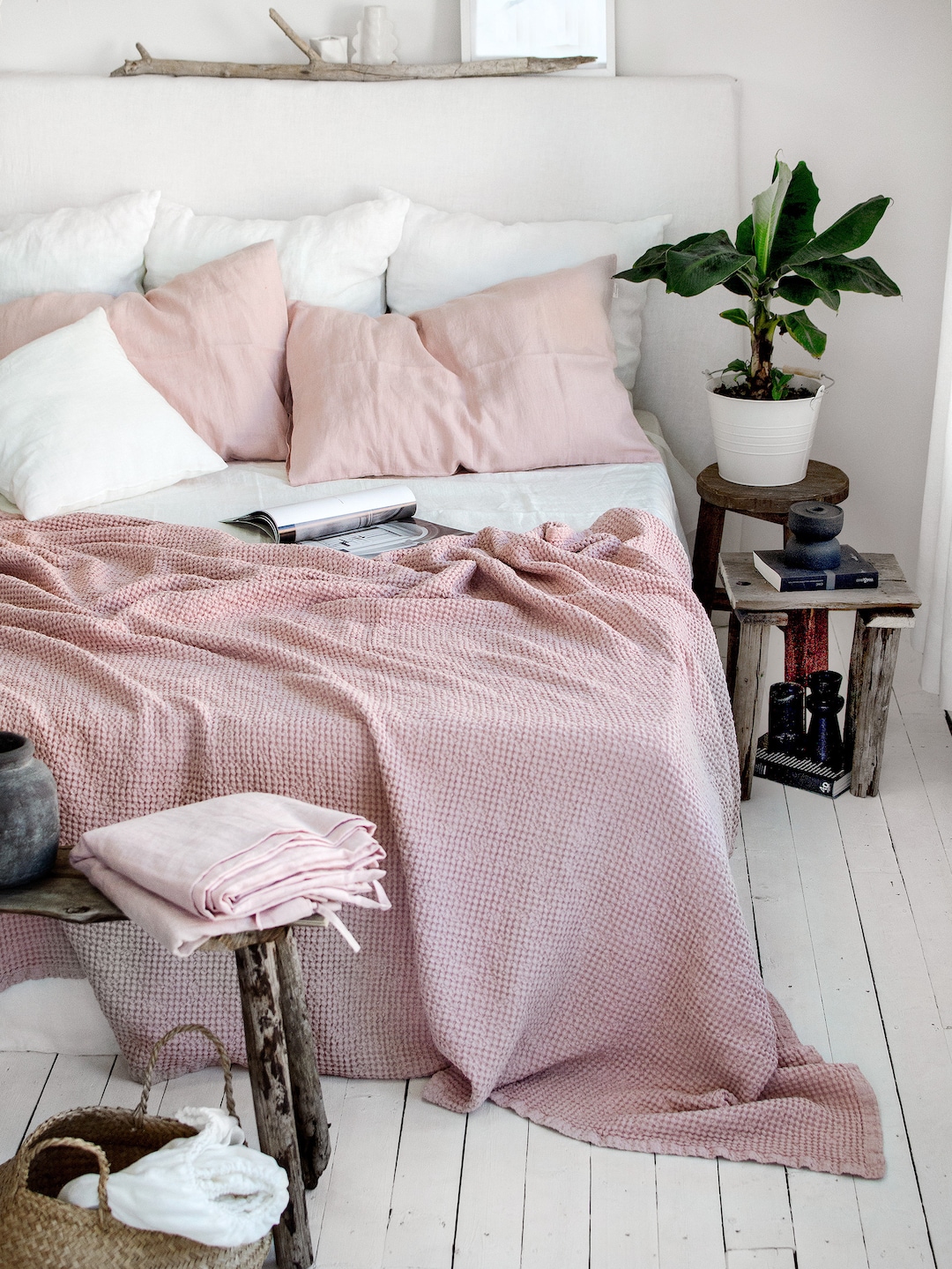 DUSTY ROSE WAFFLE Blanket. Stonewashed Linen Waffle Throw in Dusty Pink ...