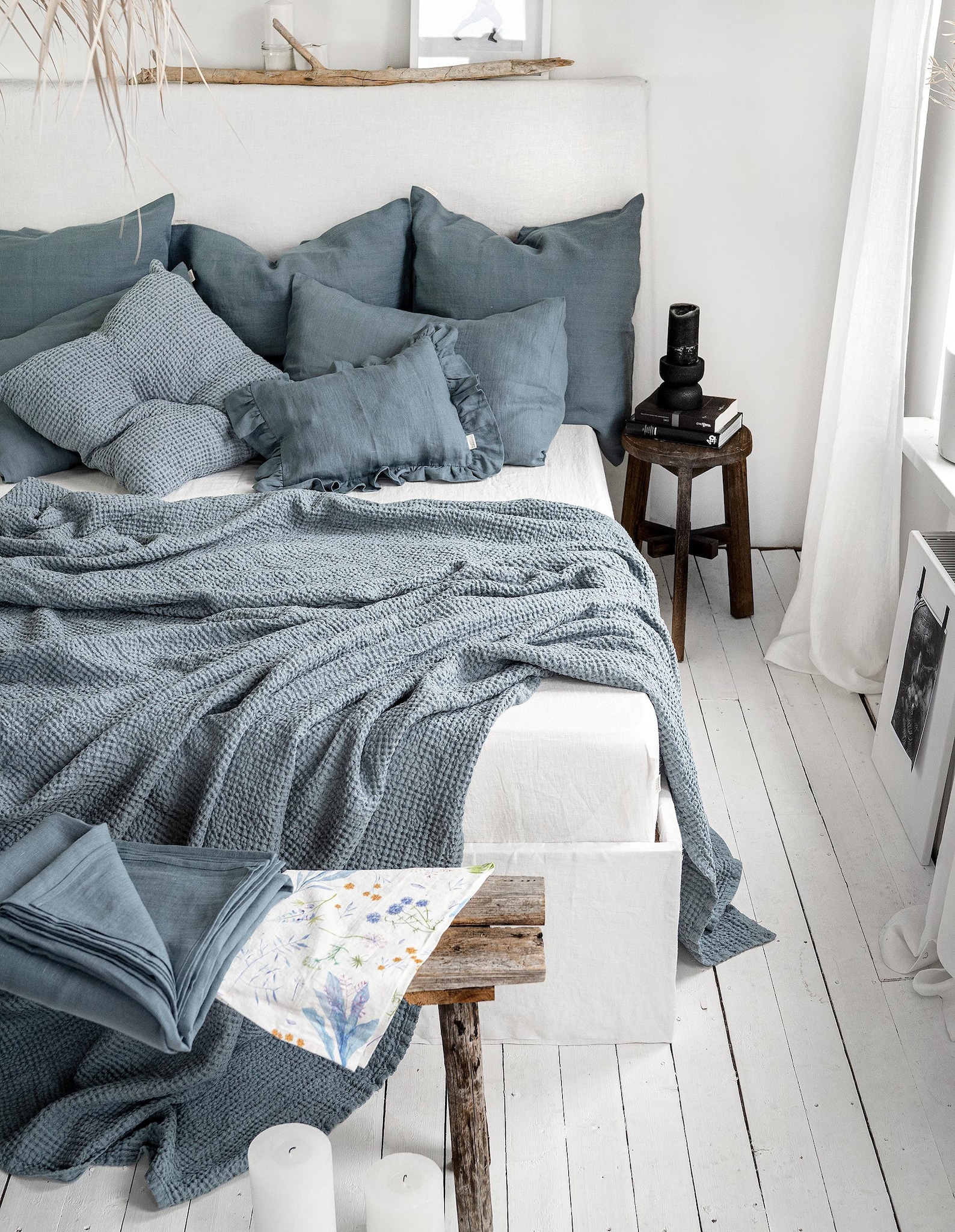 DUSTY BLUE WAFFLE Blanket. Naturally Softened Dusty Blue Linen Bed ...