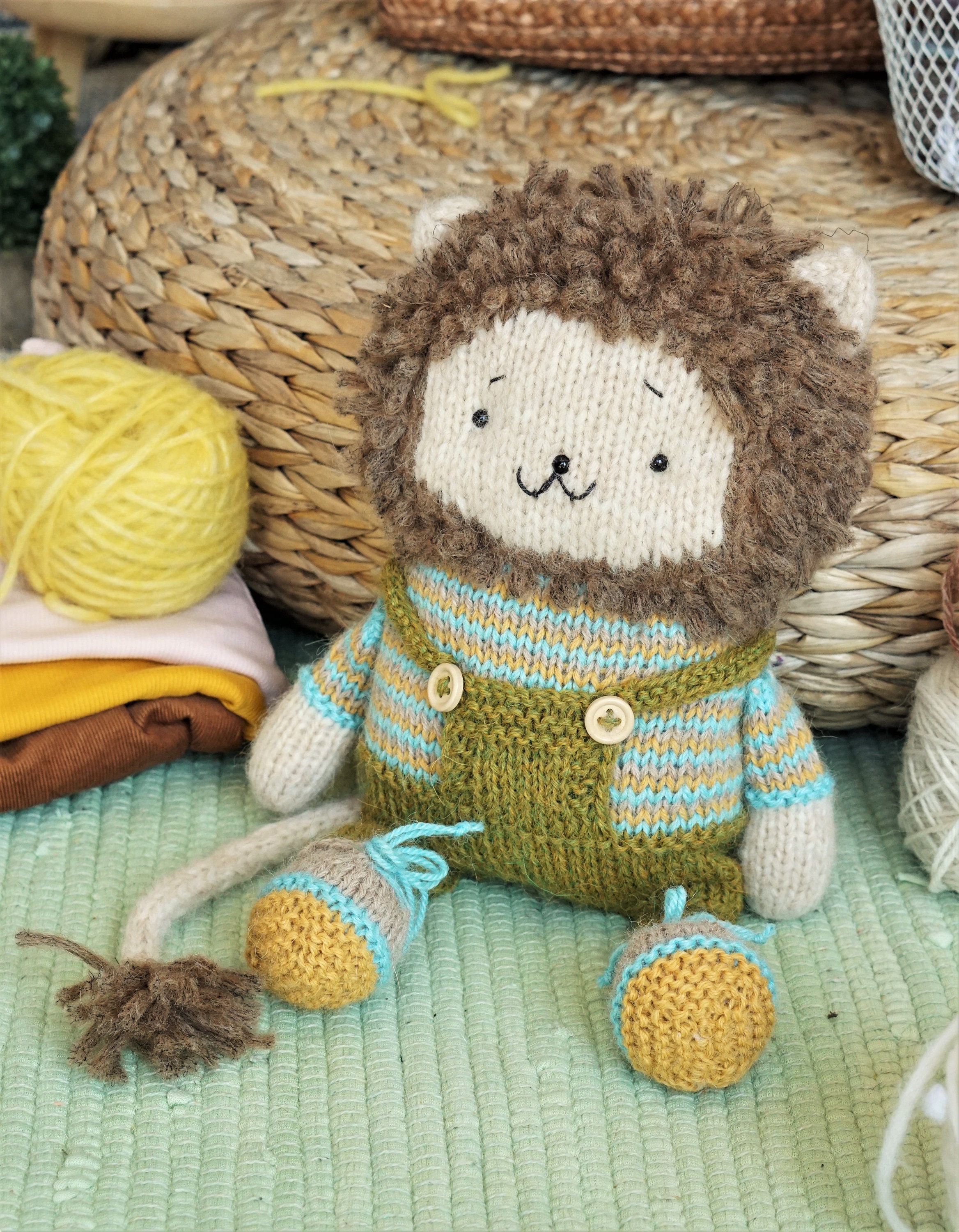 Lion knitting pattern 10 inches tall Toy Knitting Pattern | Etsy