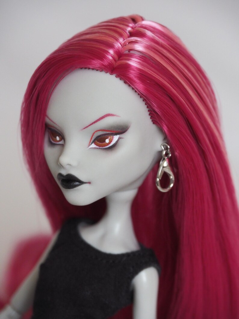 OOAK Doll Repaint Carney Monster High - Etsy
