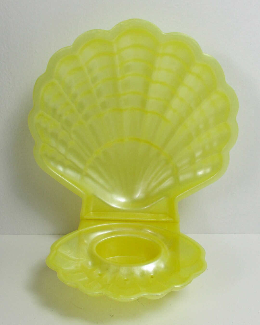 HQG1C Yellow Pearly Scallop SEA SHELL Stand Base for Seapony - Etsy